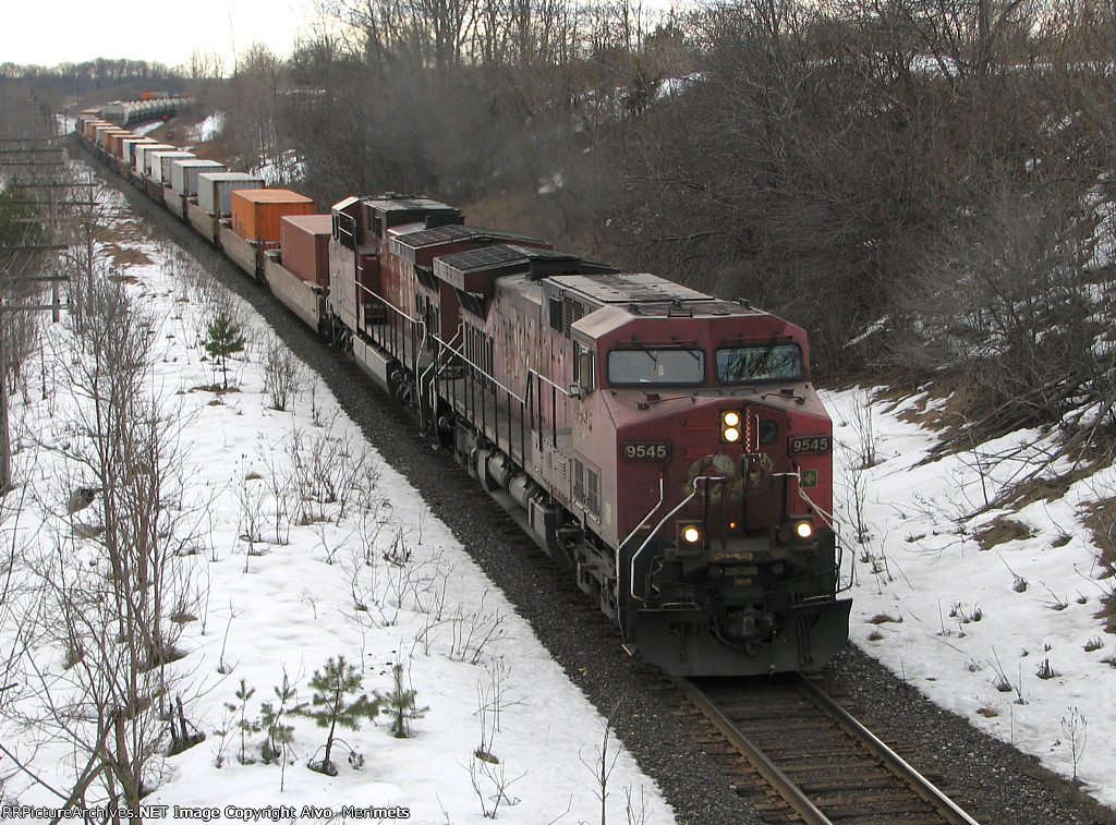 CP 9545 East at Lobo.